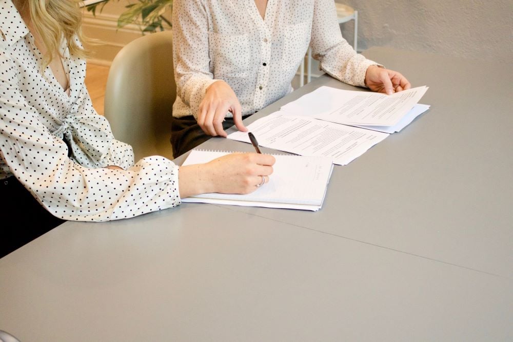 Pre-Money SAFE vs. Post-Money SAFE: A Guide for Founders
